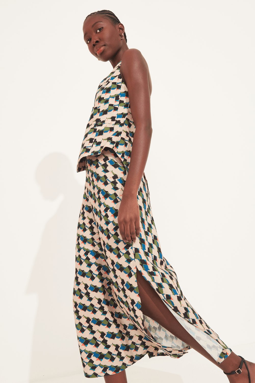 saia betania midi fenda laterlal II estampa miragem tropical - Garage Rio